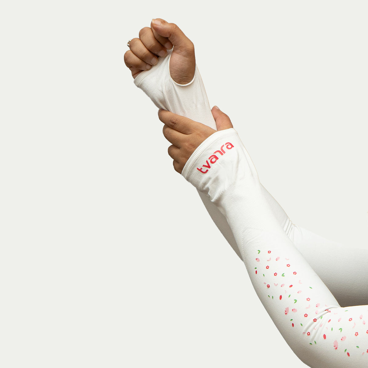 Arm Sleeves - White – Tvarra